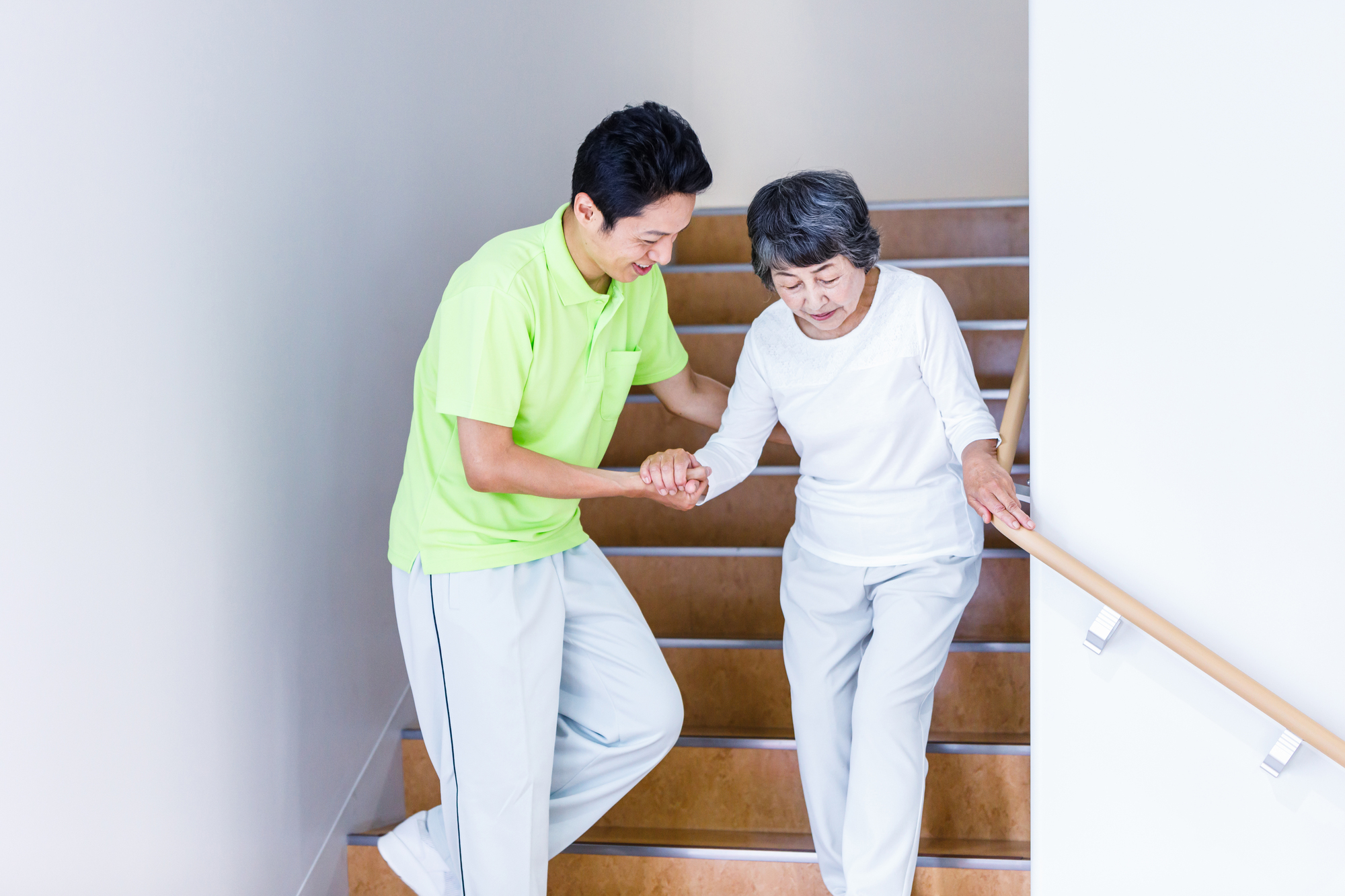 介護の困りごと・歩行｜医療職監修のポイントとセルフチェック - LINKED